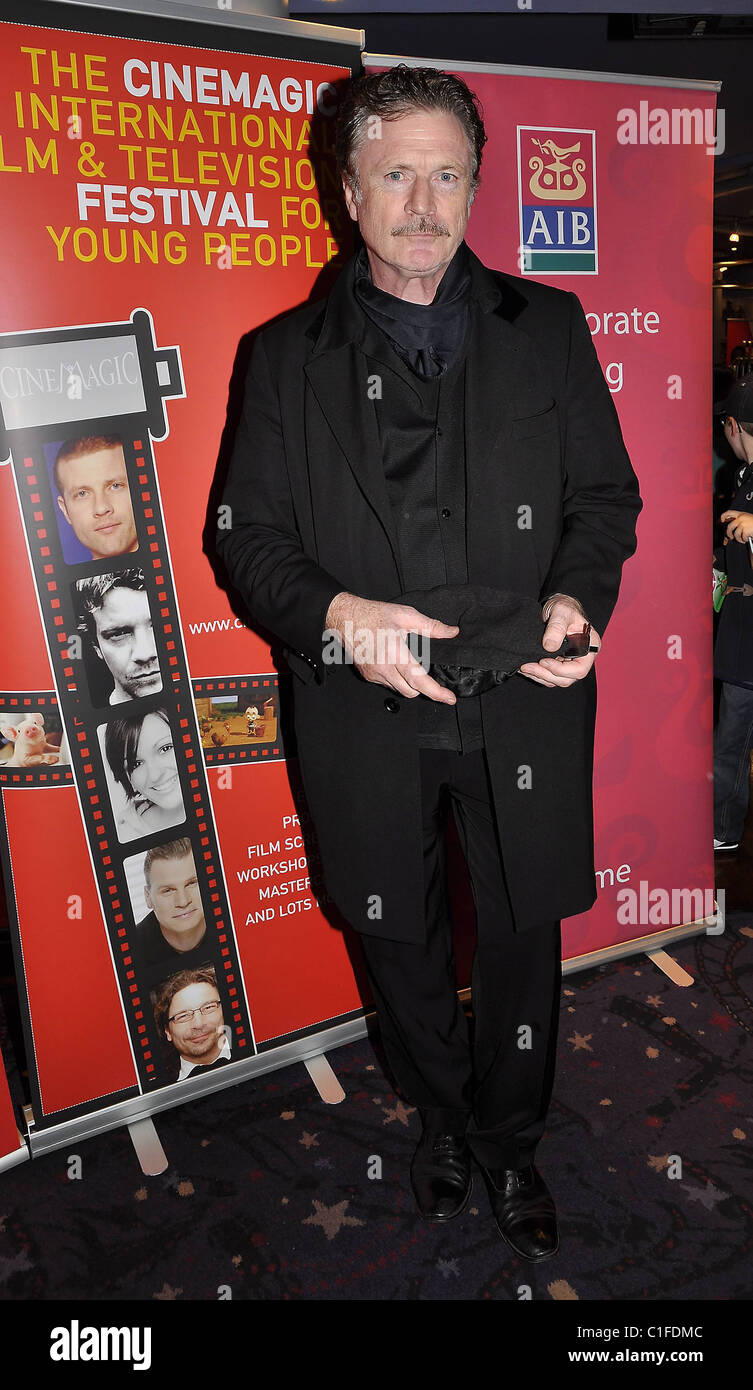 Patrick bergin hi-res stock photography and images - Alamy