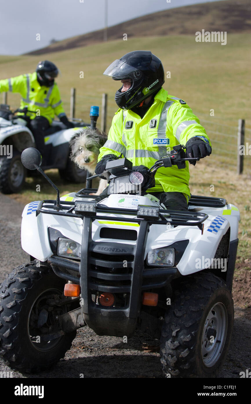 Police off road vehicles patrol the scottish countryside Stock Photo ...