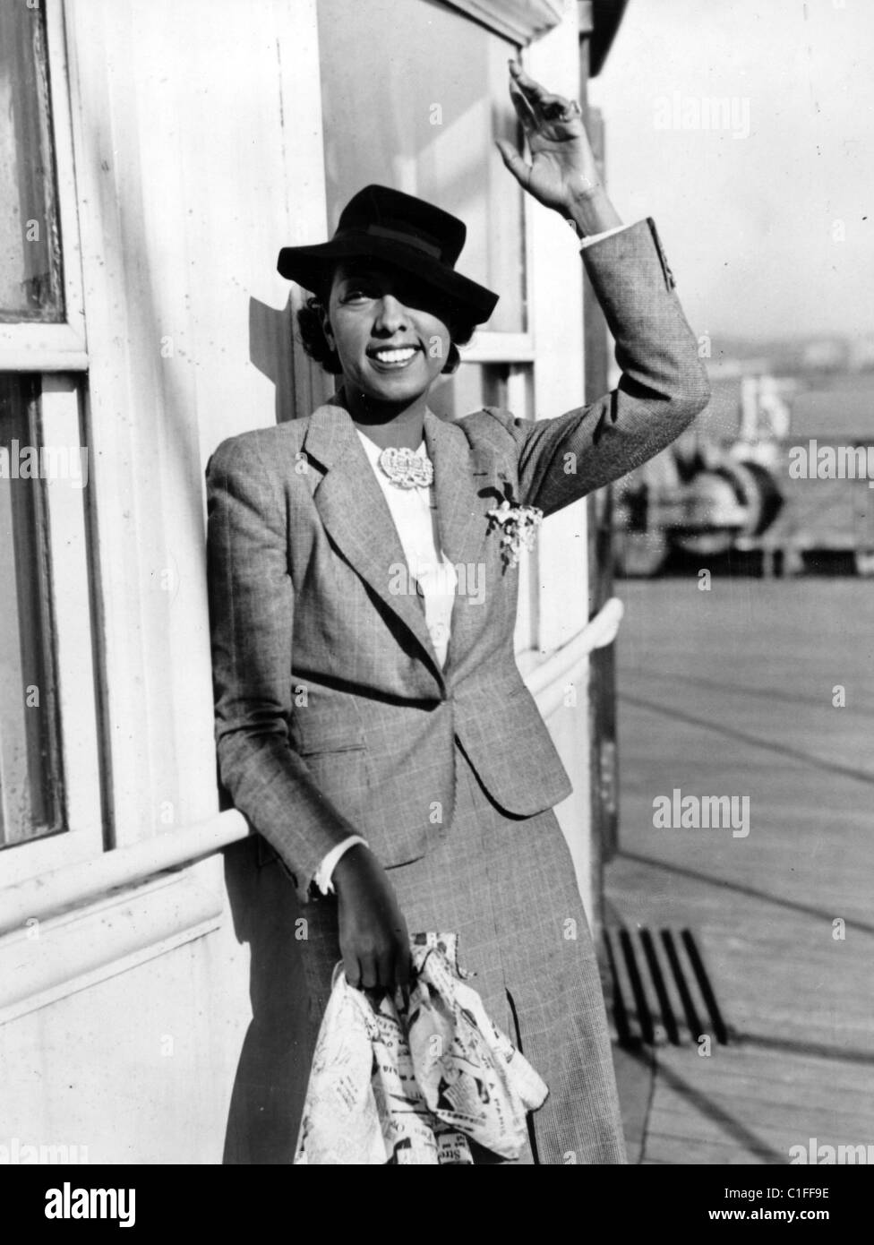 JOSEPHINE BAKER (1906-1975) American-born French dancer, singer and ...