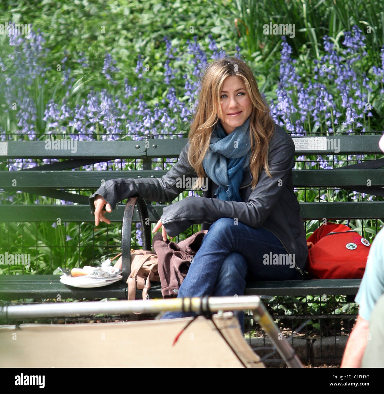 Jennifer Aniston on the set of her new movie 'The Baster' filming in ...