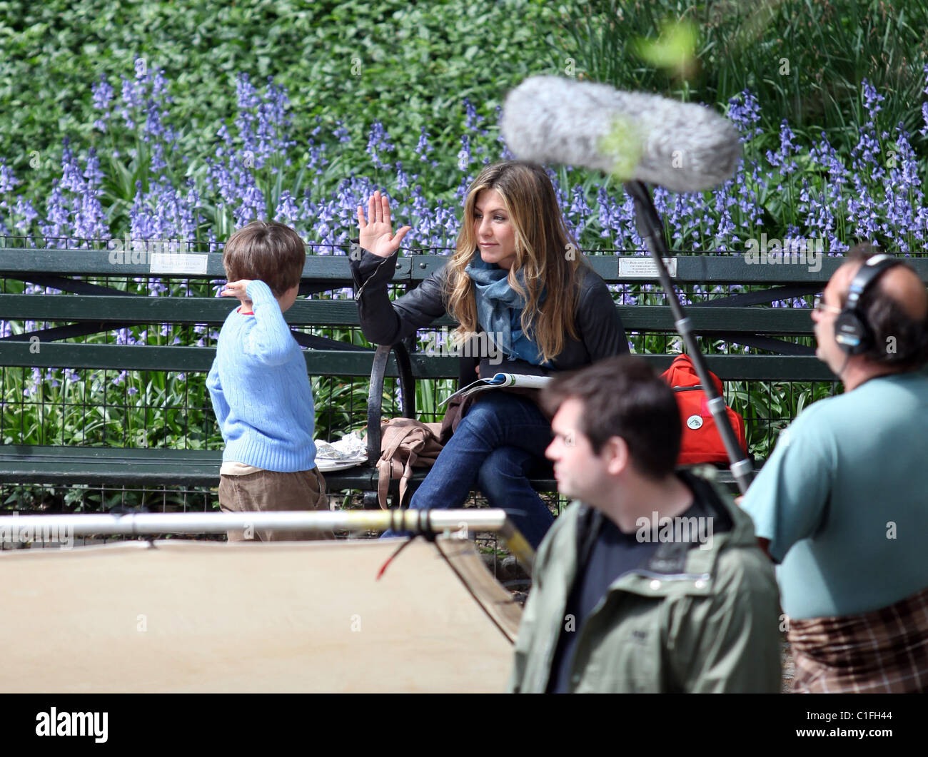Jennifer Aniston on the set of her new movie 'The Baster' filming in ...