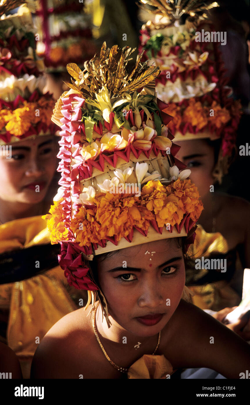 Indonesia, Bali, Melasti ceremony in Kuta beach Stock Photo - Alamy