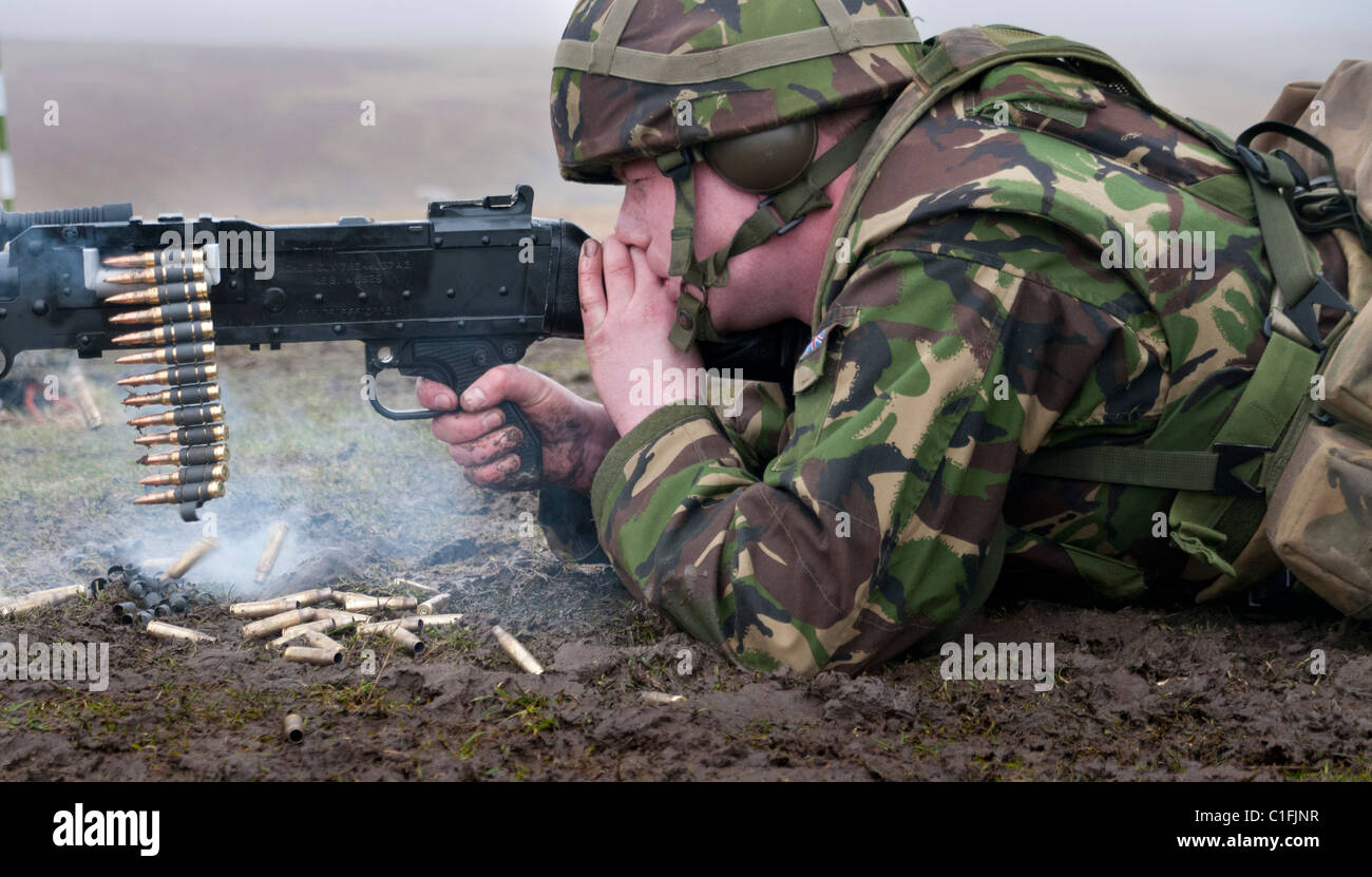 Army firing range hi-res stock photography and images - Alamy