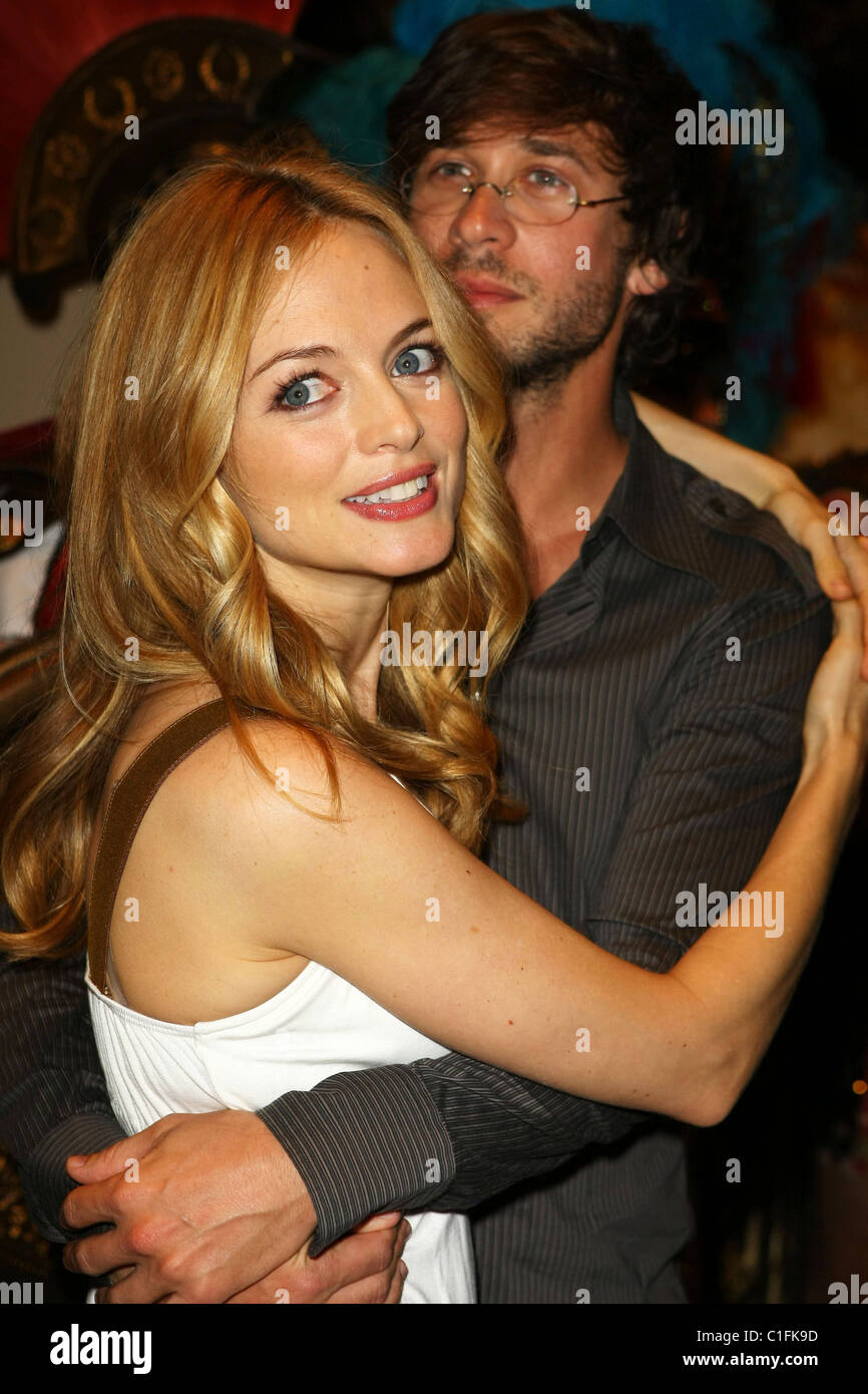 Heather Graham and boyfriend Yaniv Raz The Hangover Charity Poker ...