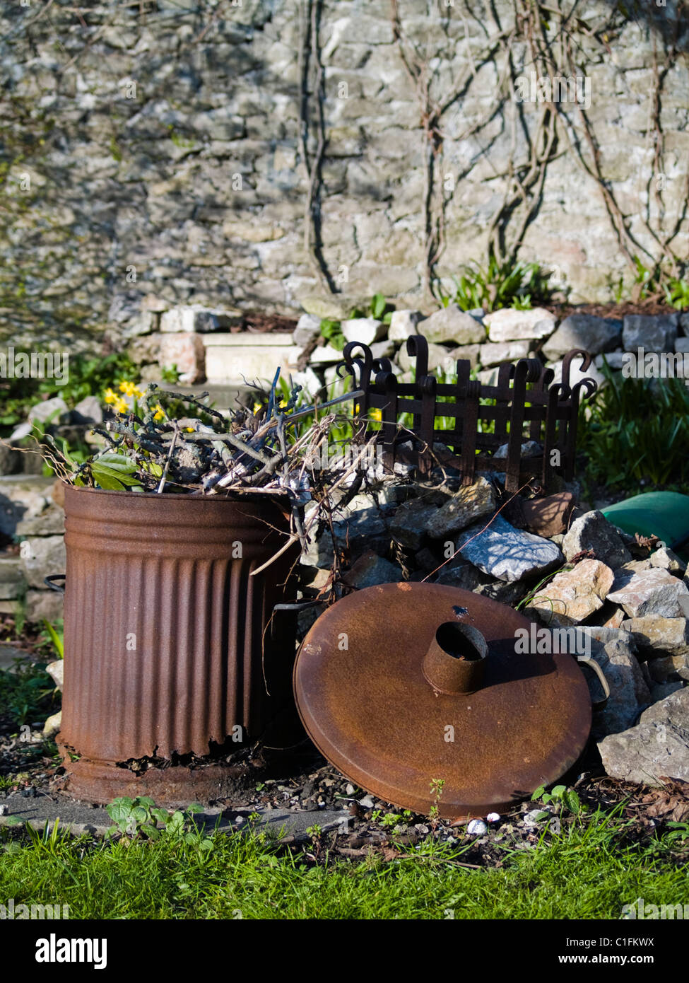 Bin with stones hi-res stock photography and images - Alamy
