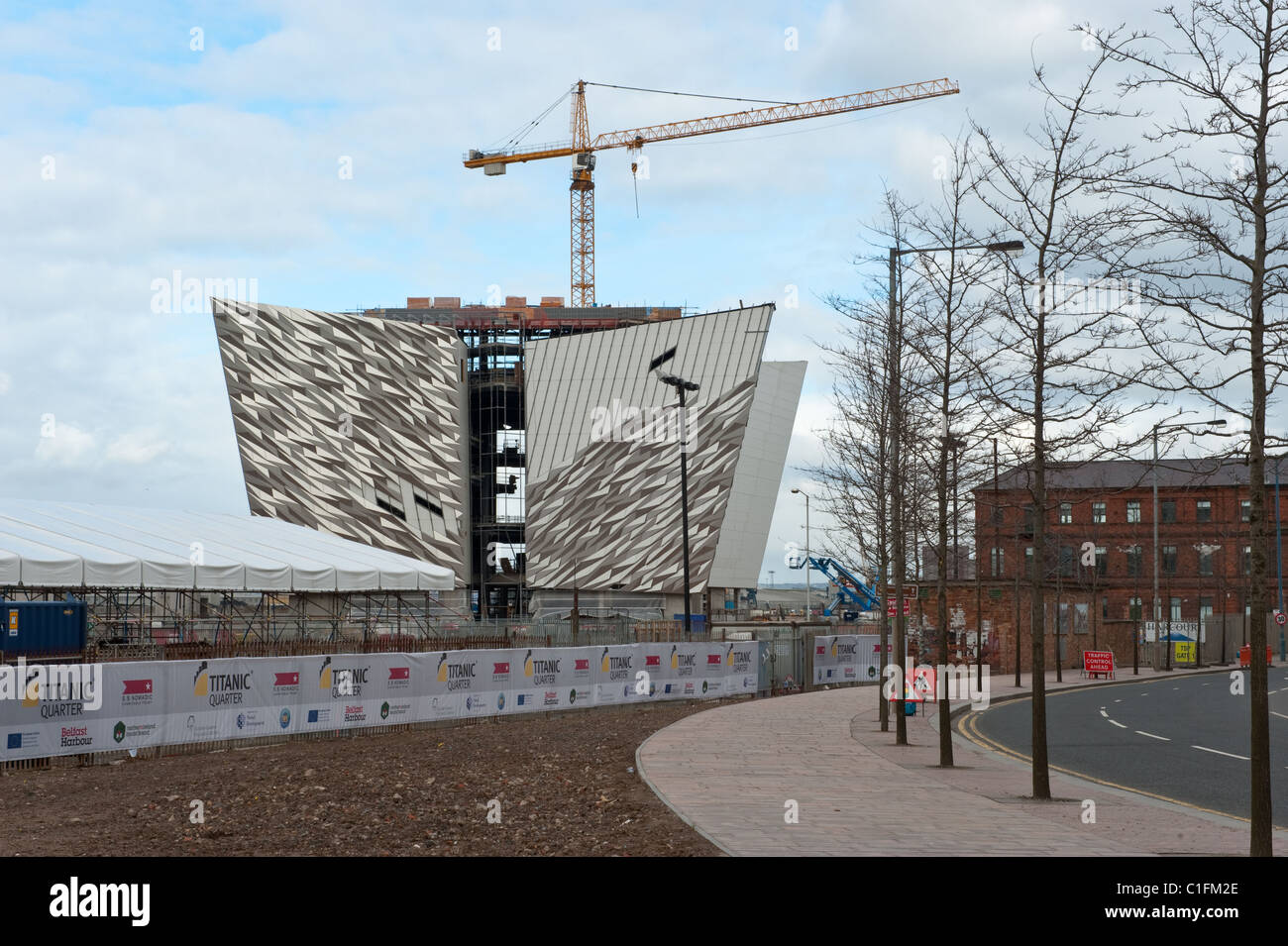 Titanic construction hi-res stock photography and images - Alamy