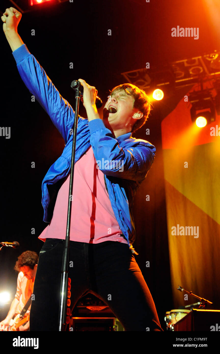Keane tom chaplin hi-res stock photography and images - Alamy