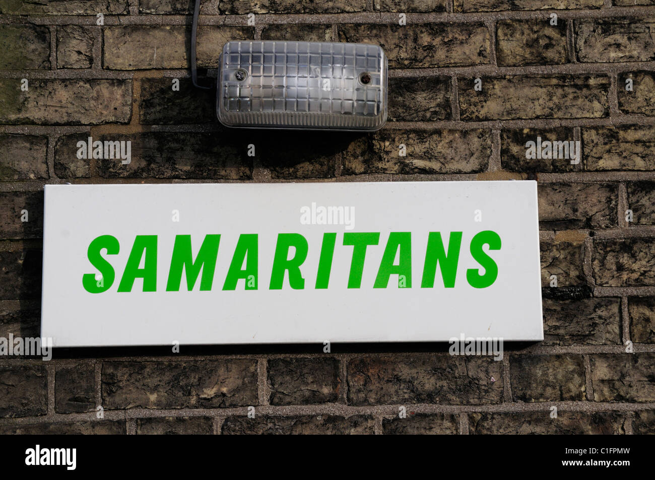 The Samaritans Sign, Emmanuel Street, Cambridge, England, UK Stock ...