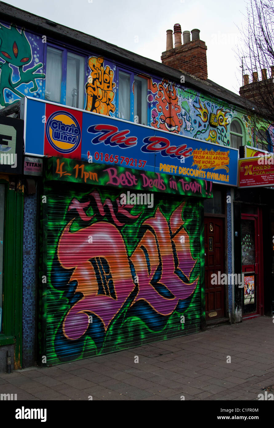 Graffiti shop front hi-res stock photography and images - Alamy