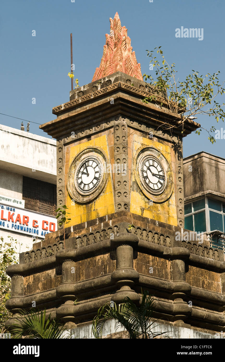 Hindu shrine, Fort Area, Mumbai, India Stock Photo - Alamy