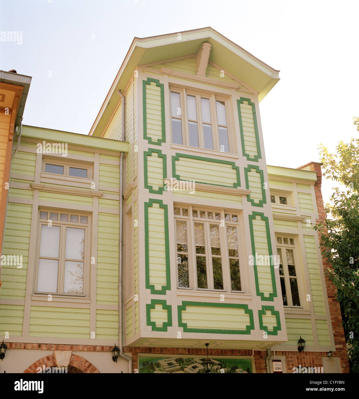 Wooden ottoman building hi-res stock photography and images - Alamy