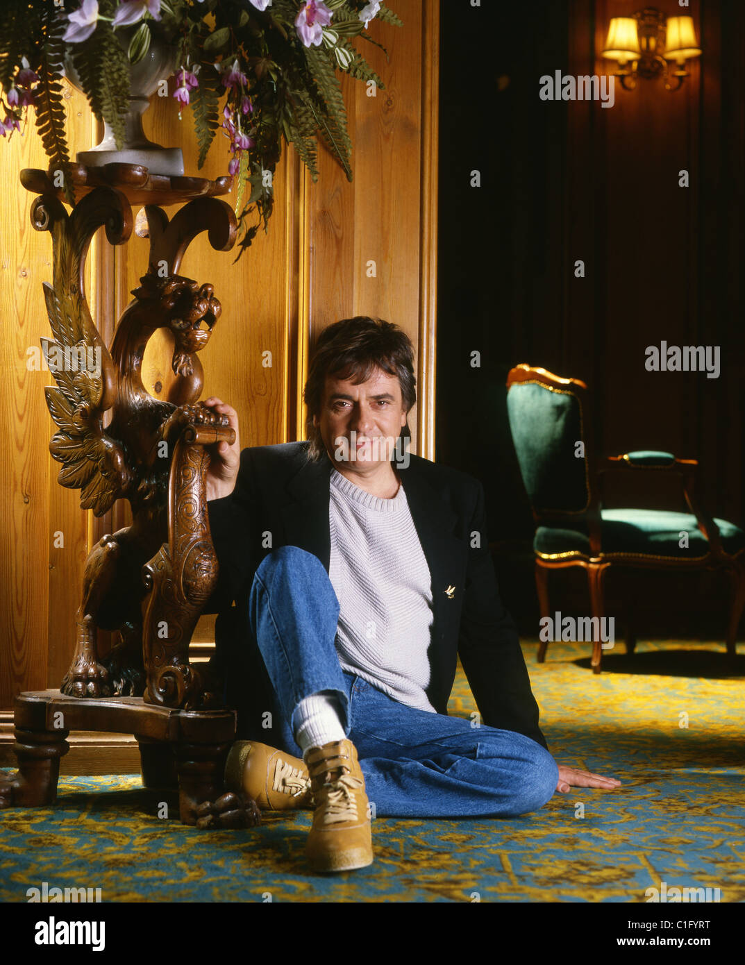 Dudley moore dudley moore hi-res stock photography and images - Alamy