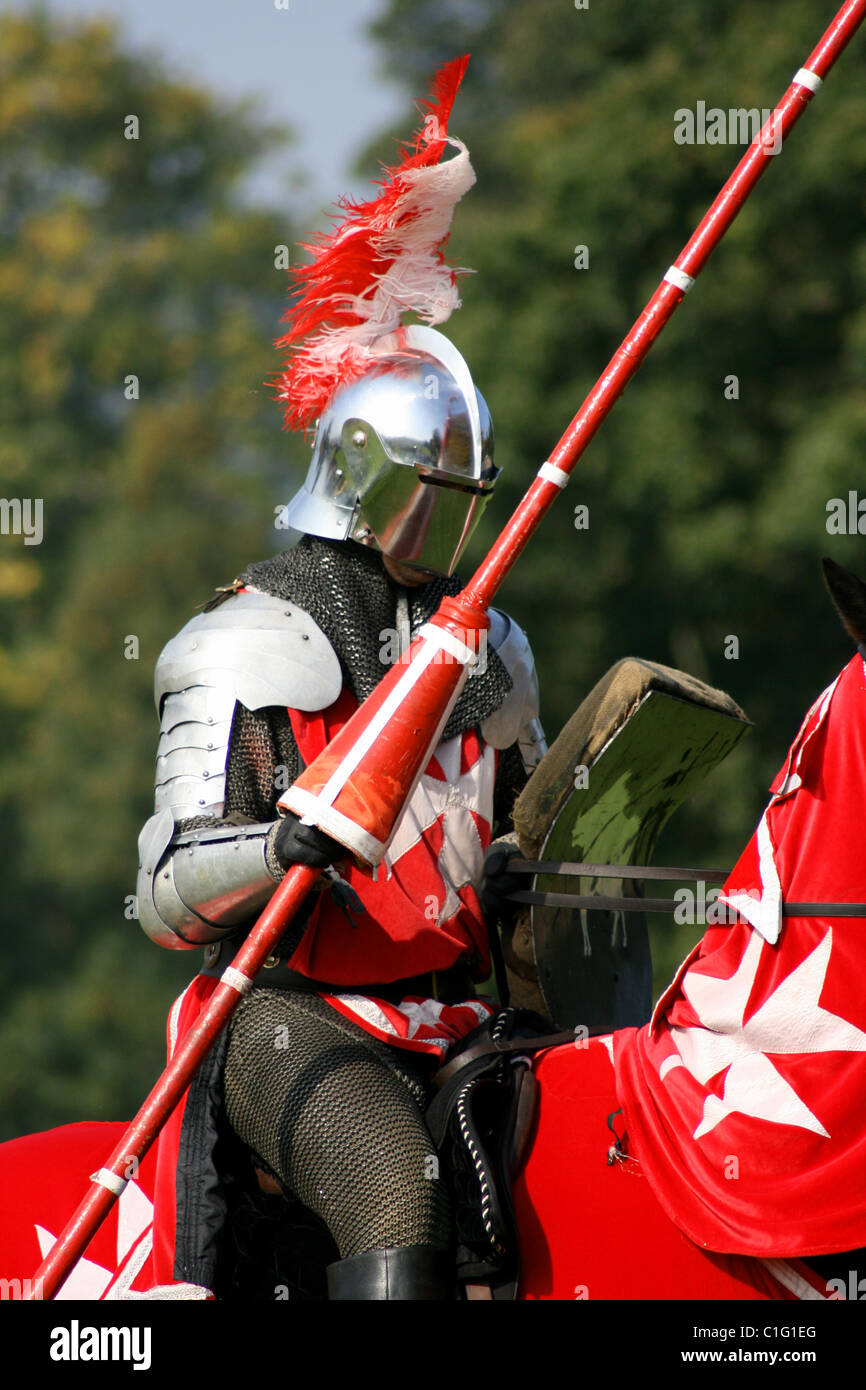 Medieval Knight Armour Britain Stock Photos & Medieval Knight Armour ...