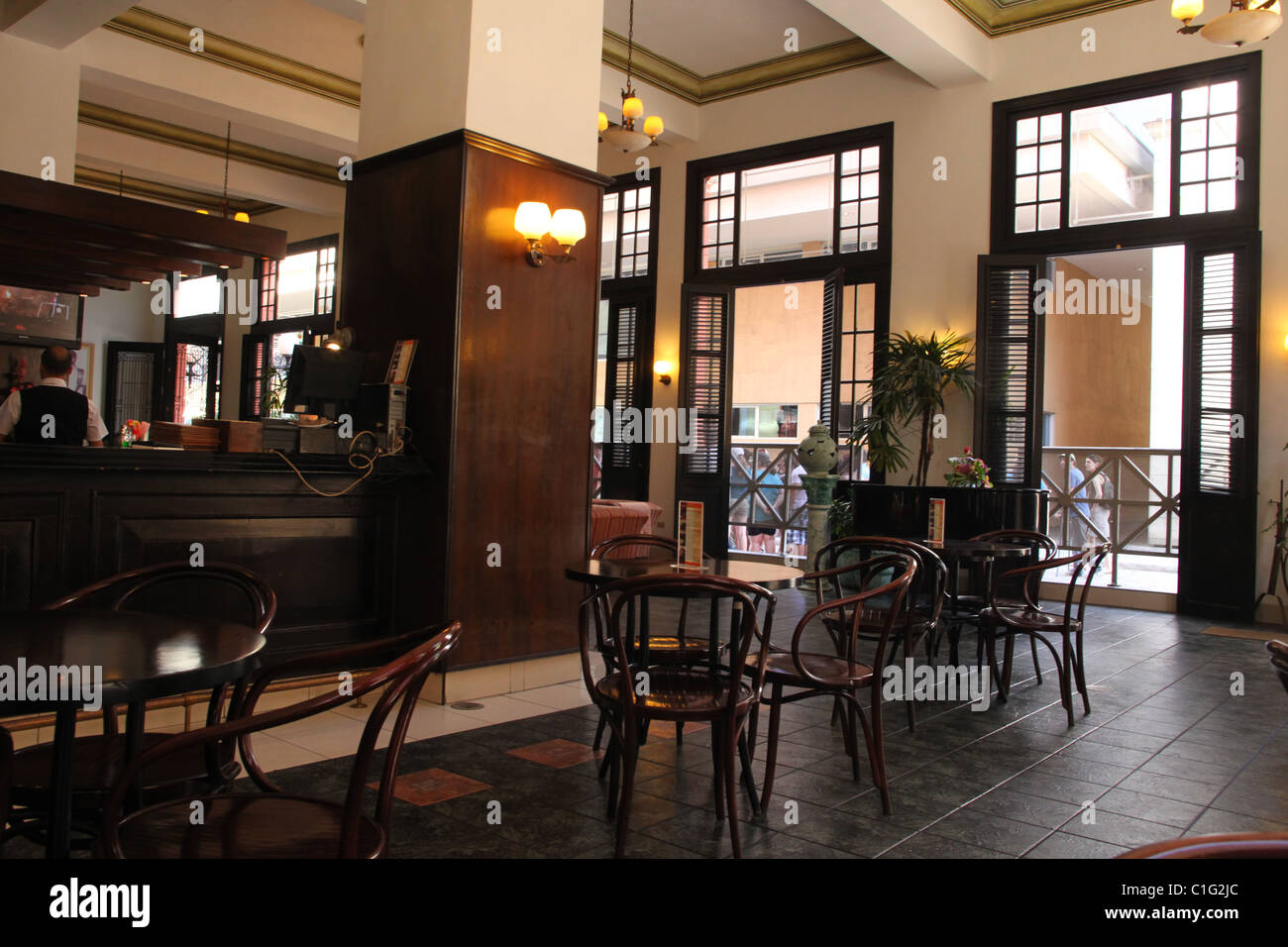 Interior of a restaurant in Havanna, Cuba Stock Photo - Alamy