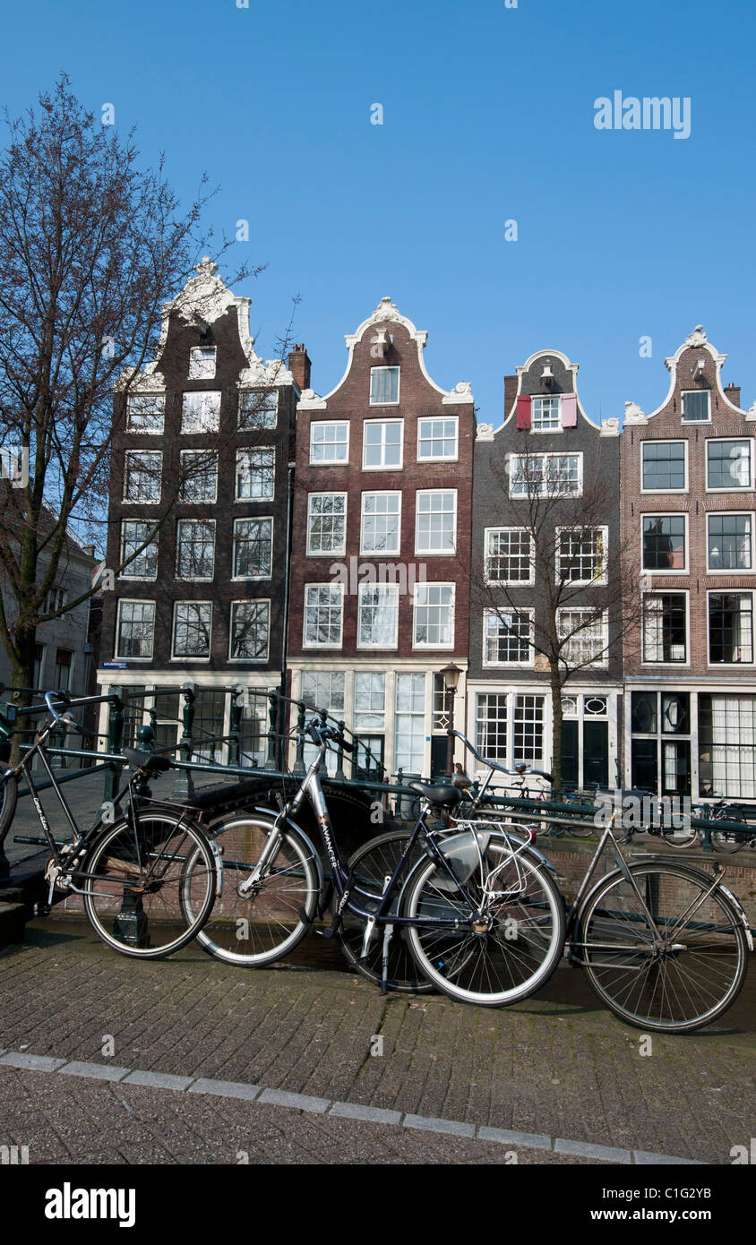 Dutch Houses Canal Amsterdam High Resolution Stock Photography and ...