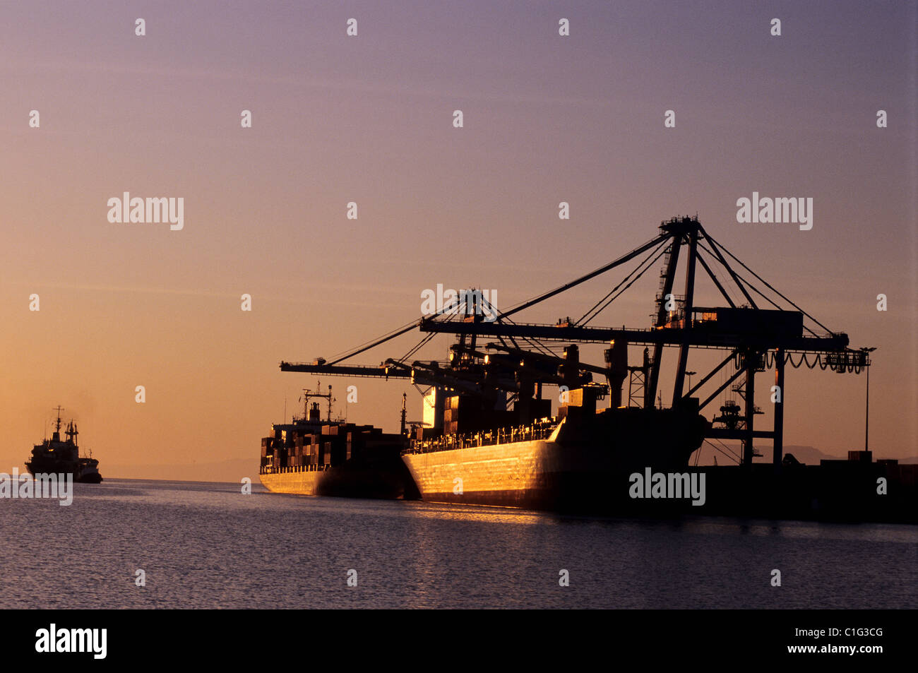 Djibouti port hi-res stock photography and images - Alamy