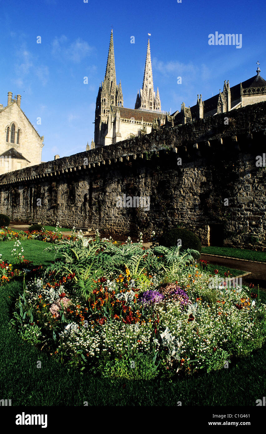 Ramparts of quimper hi-res stock photography and images - Alamy