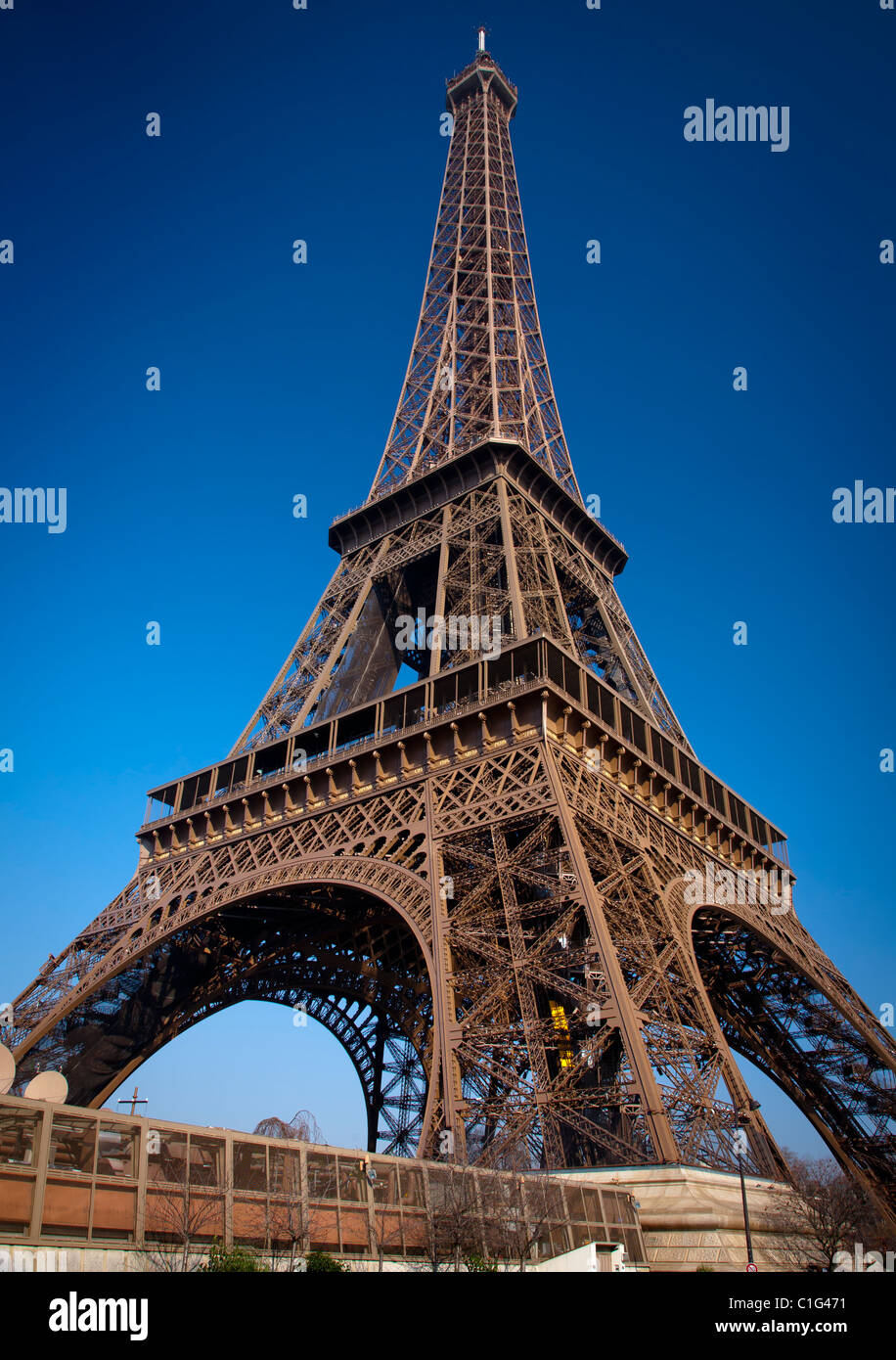 Monument famous paris france hi-res stock photography and images - Alamy