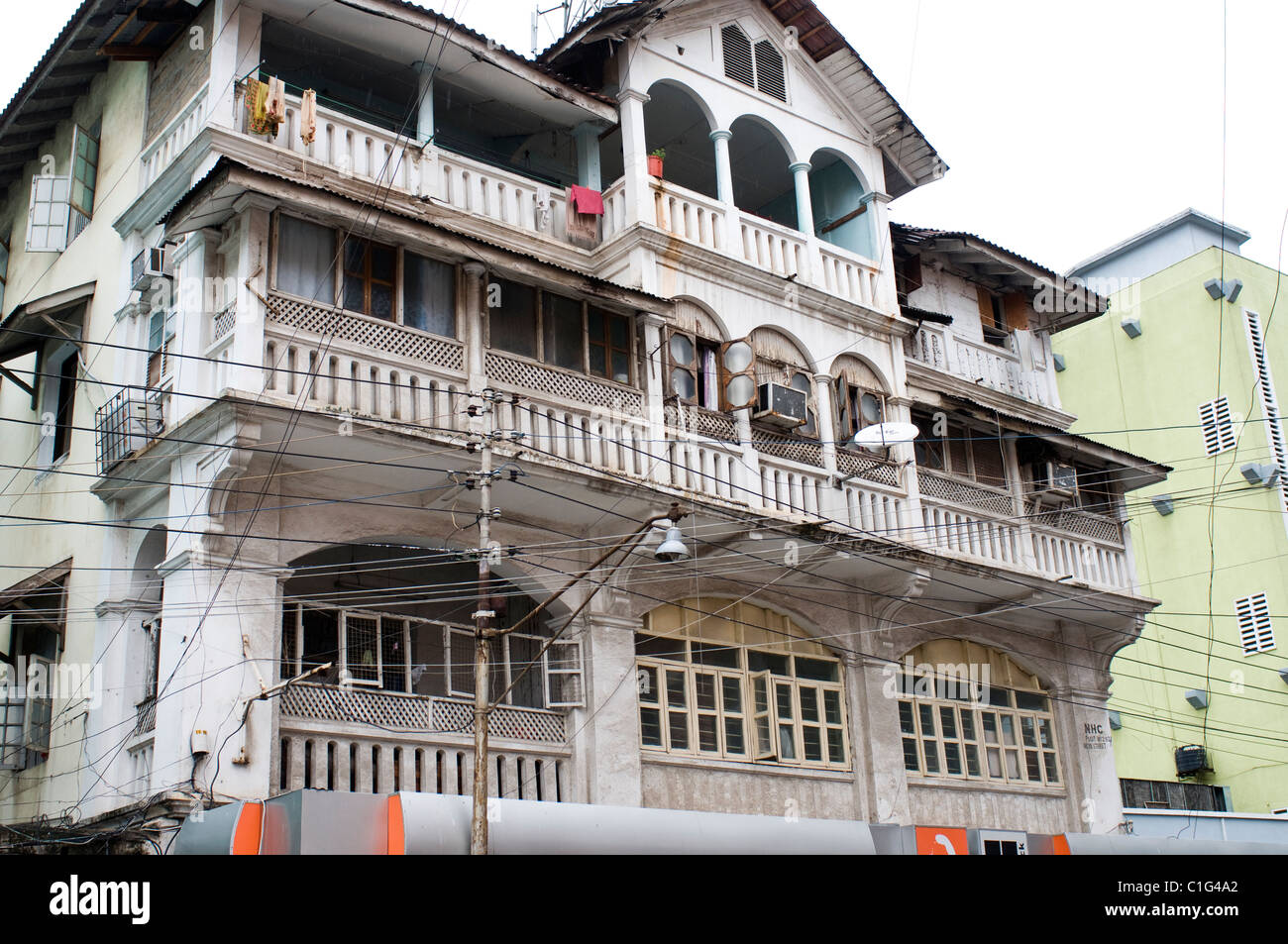 Colonial buildings dar es salaam hi-res stock photography and images ...