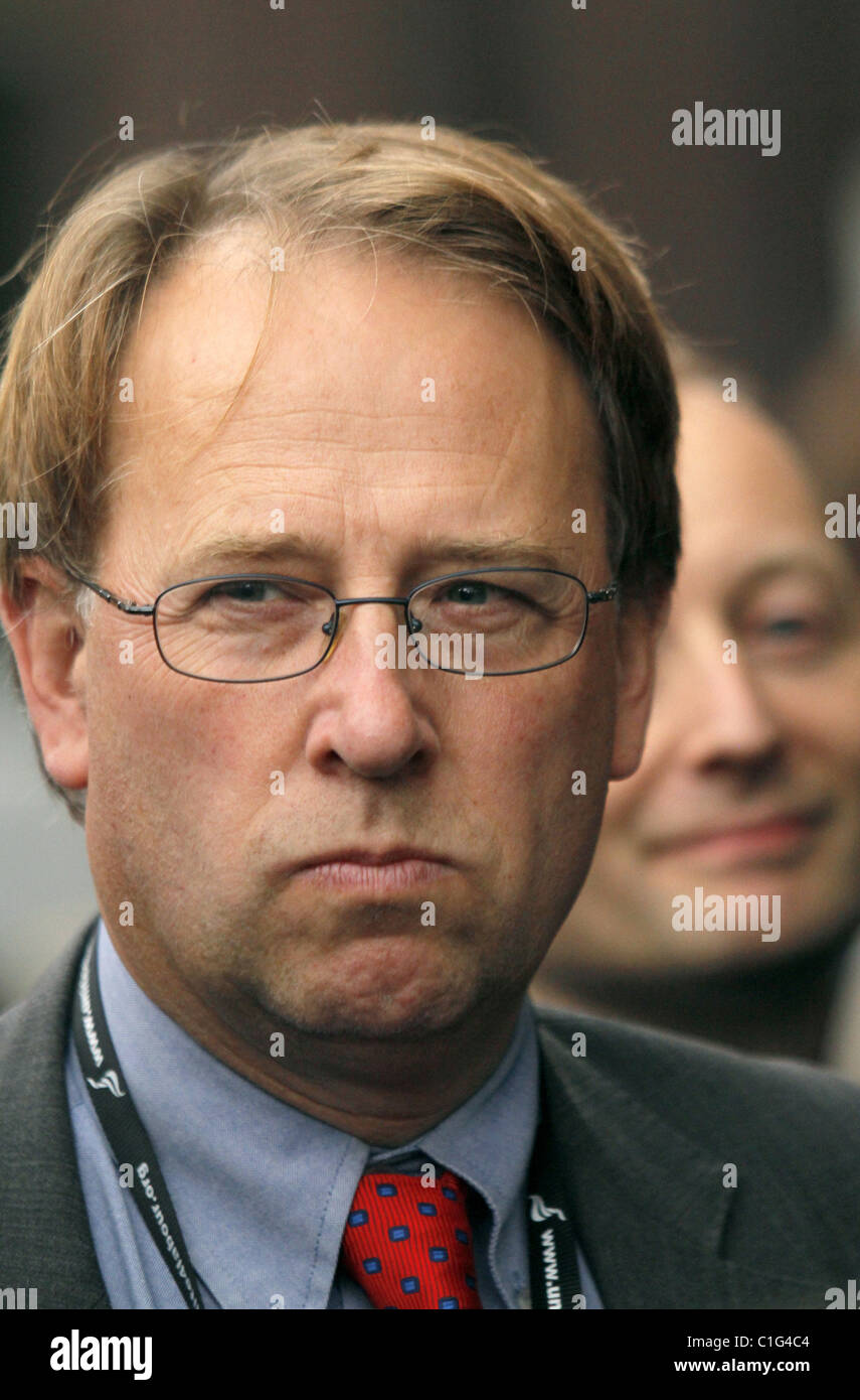 Bbc political editor hi-res stock photography and images - Alamy