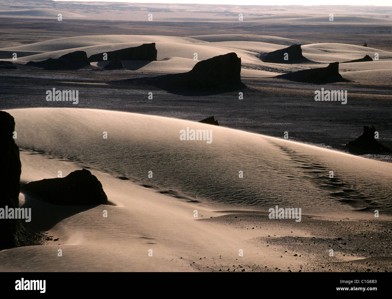 Sudan, Libya desert Stock Photo - Alamy