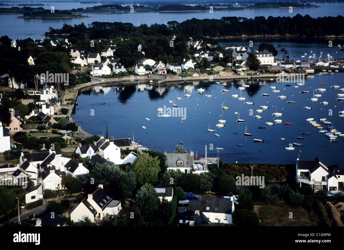 France, Morbihan, the gulf of Morbihan, Lamor Baden village (aerial ...