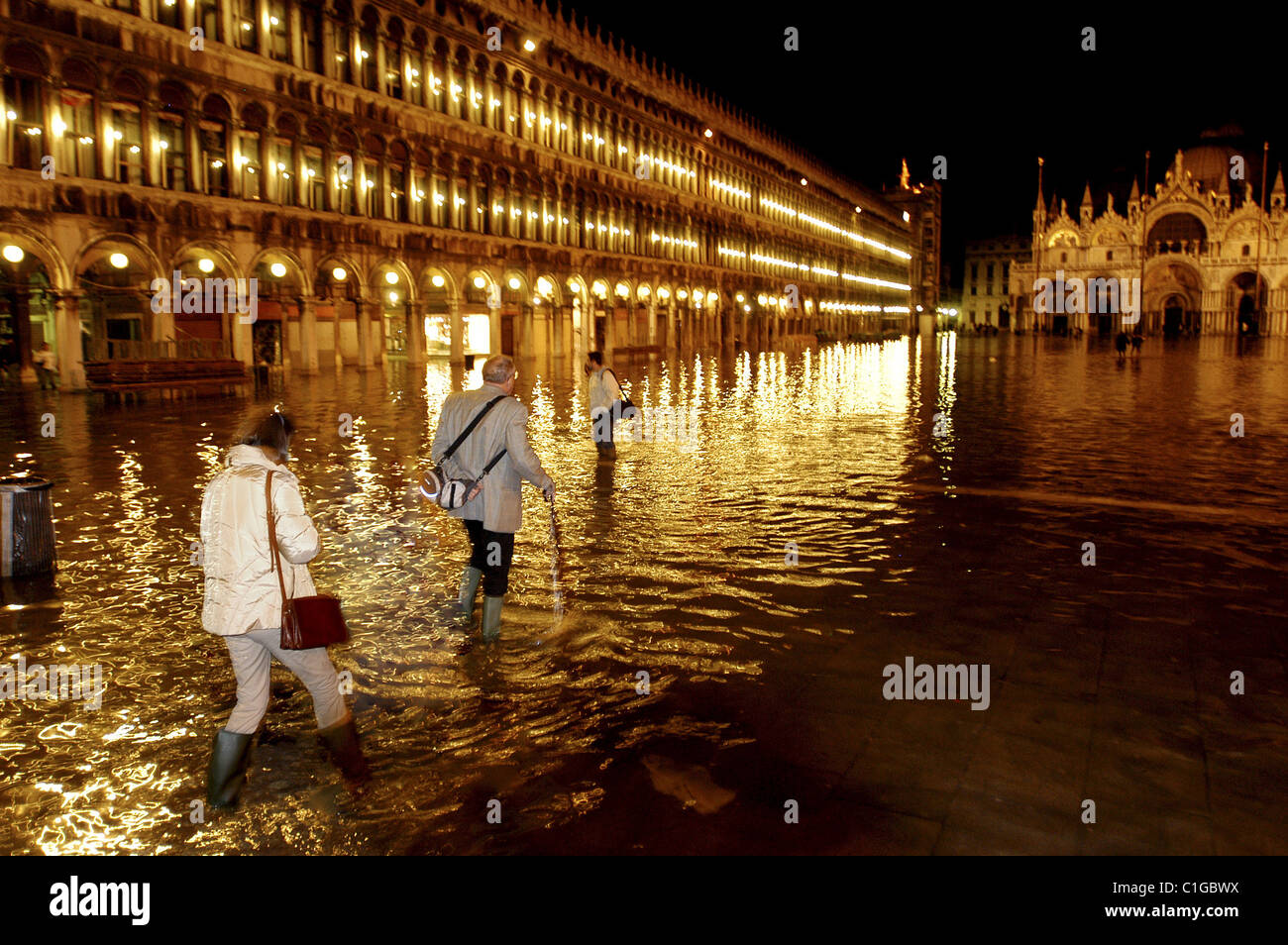 Italy, Veneto, Venice, acqua alta in 16th November 2002 Stock Photo - Alamy