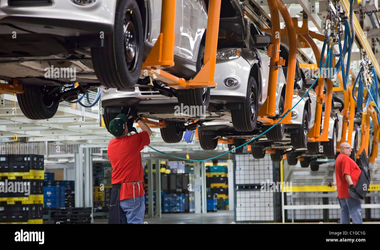 Ford assembly line hi-res stock photography and images - Alamy