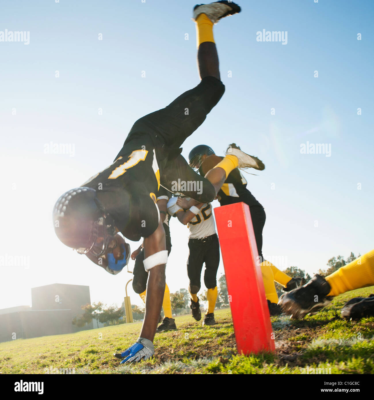 Scoring goal hi-res stock photography and images - Alamy