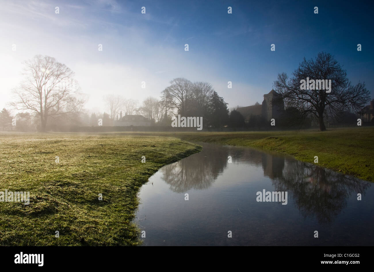 Nailbourne hi-res stock photography and images - Alamy