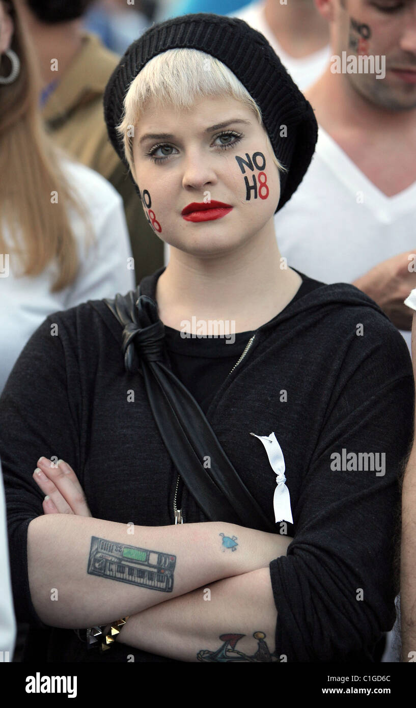 Kelly Osbourne Celebrities Participate In A March Against Proposition 8