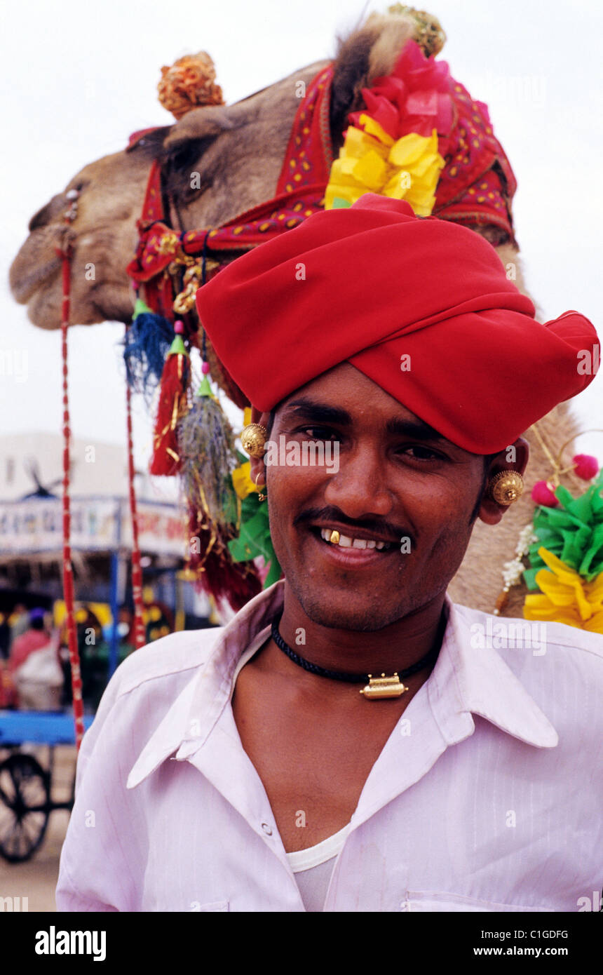 Gujarati man hi-res stock photography and images - Alamy