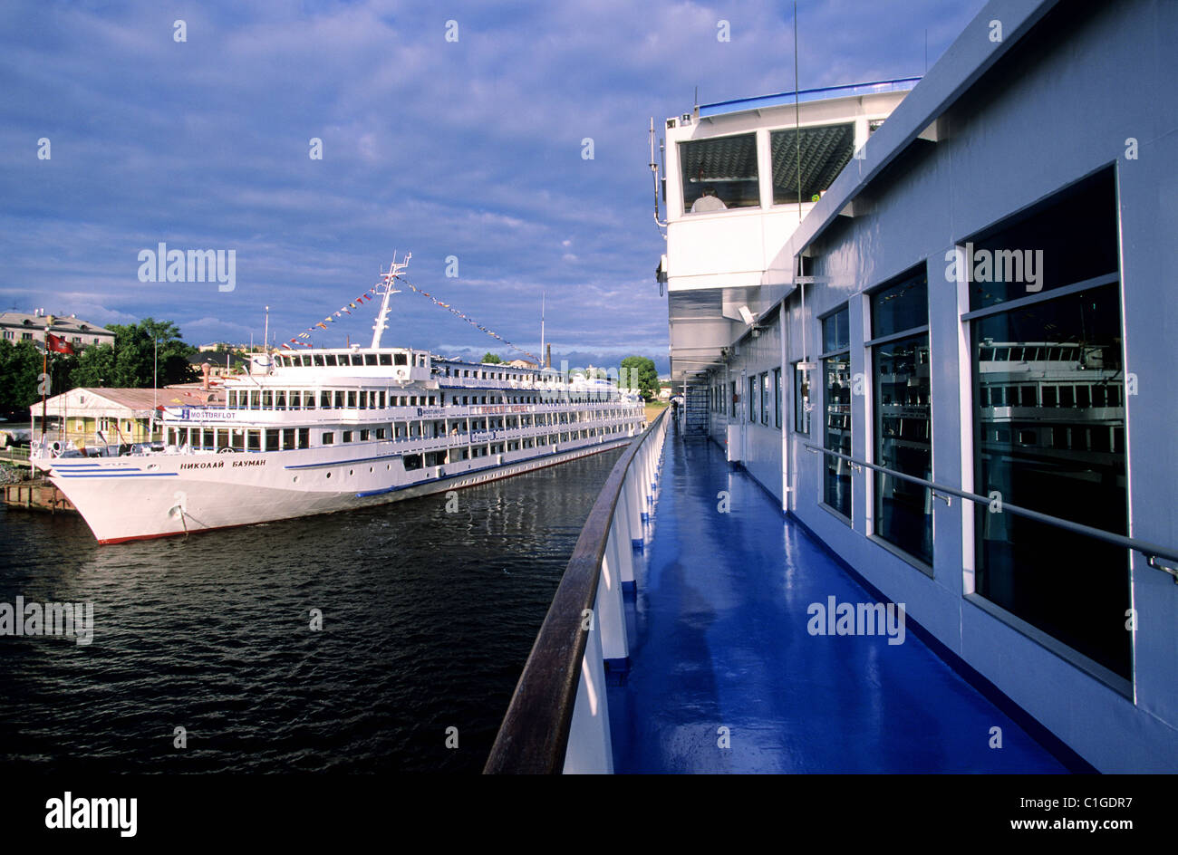 Russia, cruise ships along Volga river Stock Photo - Alamy