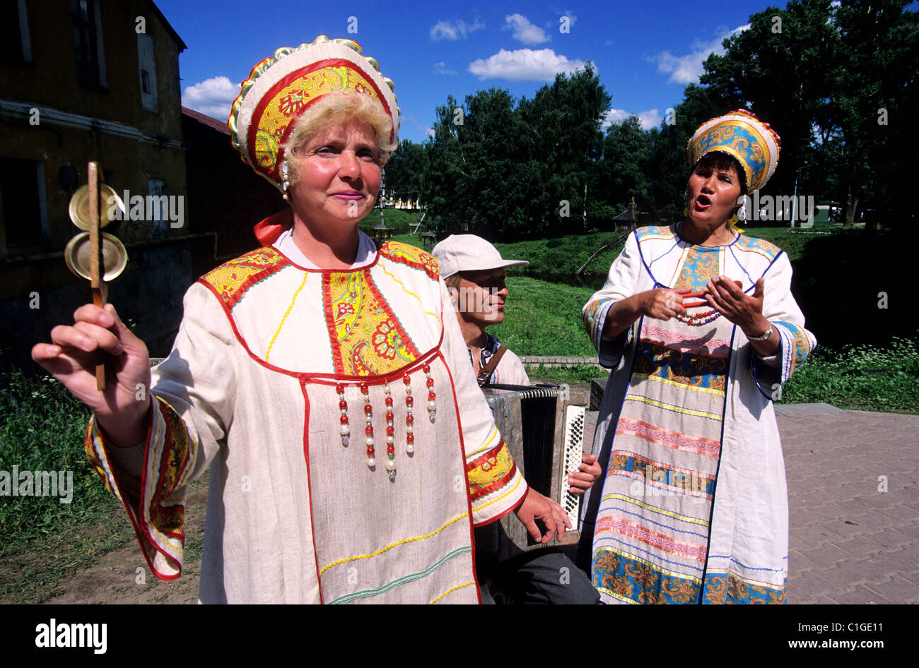Folk music russia hi-res stock photography and images - Alamy