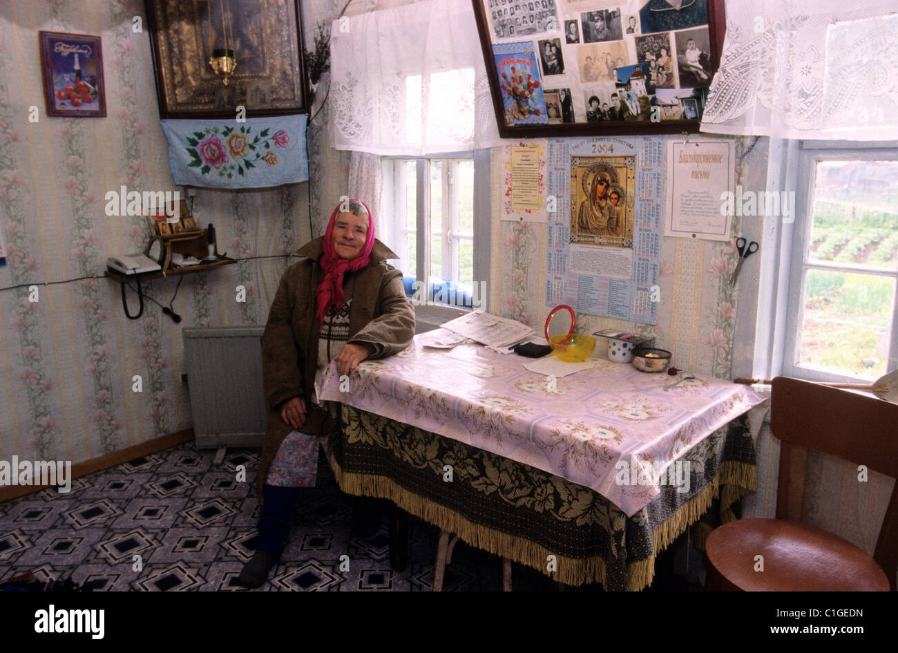Russia, inside of a russian traditionnal wooden house Stock Photo ...