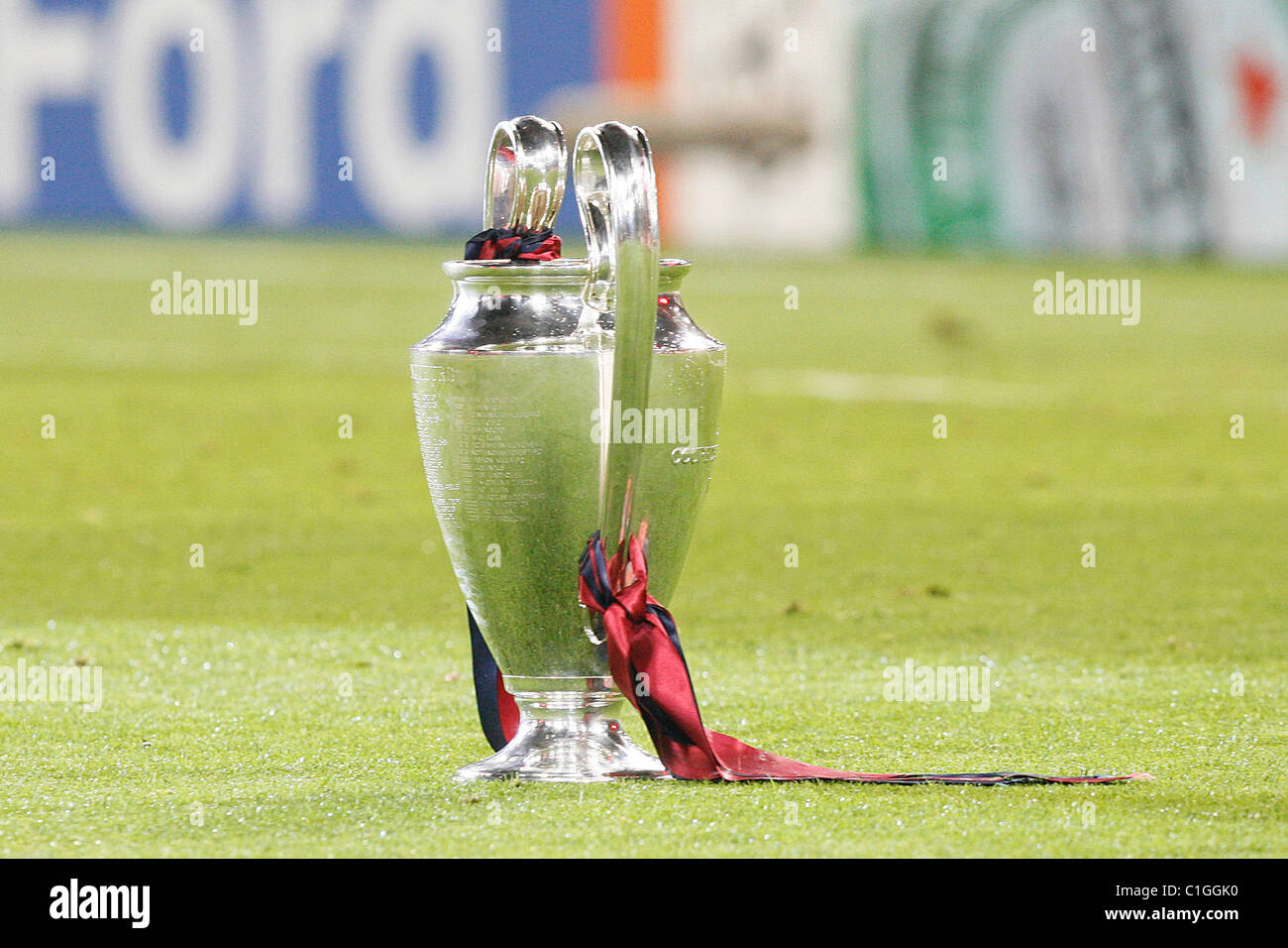 Atmosphere The 2009 UEFA Champions League Final Barcelona FC won 2-0 ...