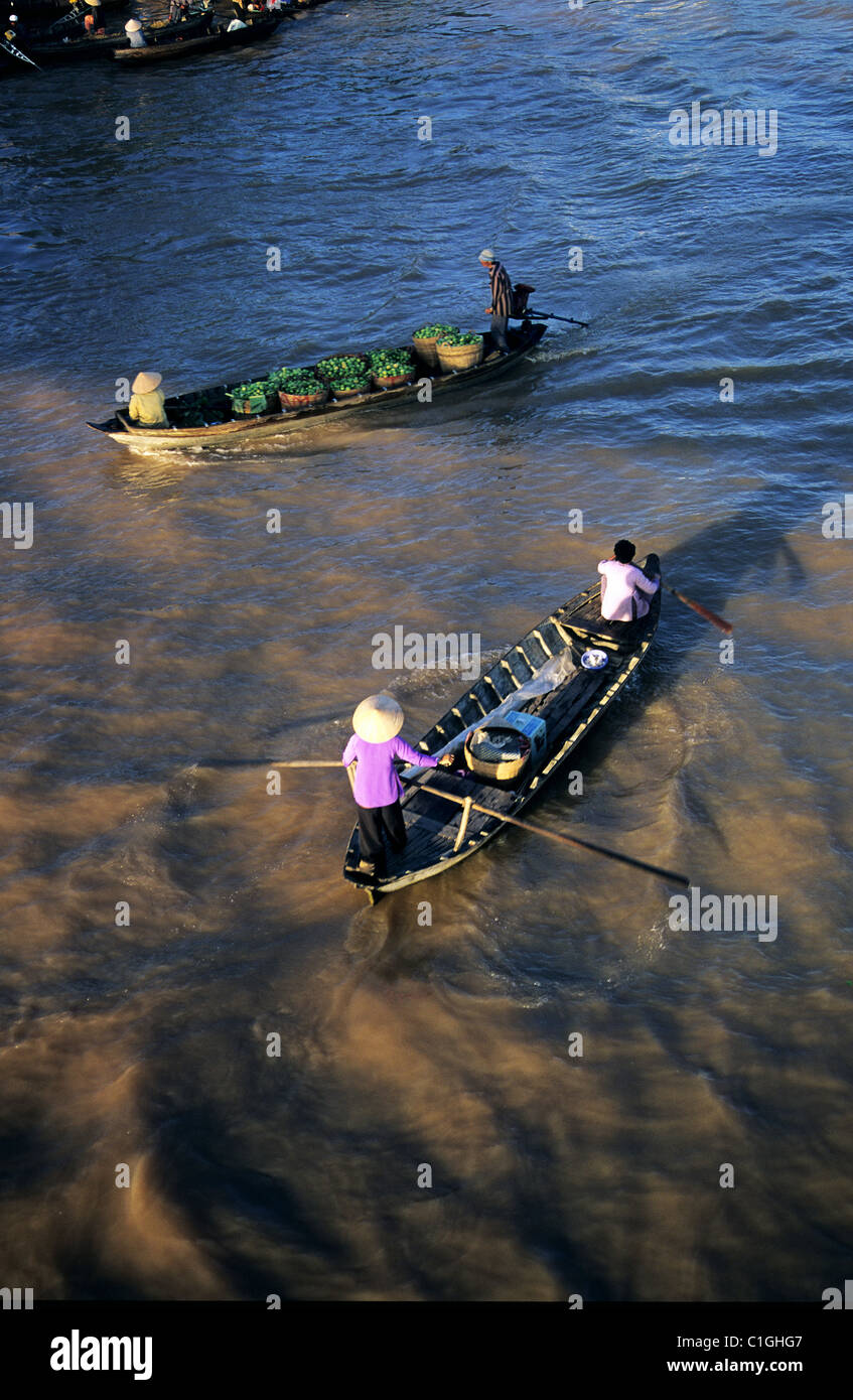 Vietnam, Mekong delta, Cai Row, the floating market Stock Photo - Alamy