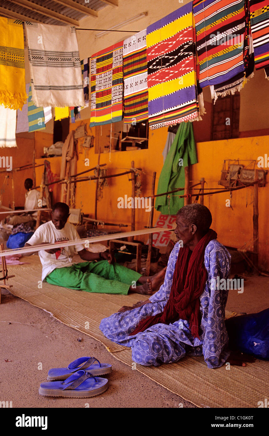 Mali weaving hi-res stock photography and images - Alamy