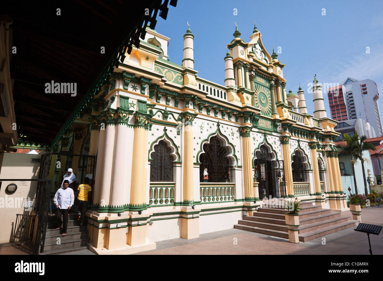 The Abdul Gaffoor Mosque. Little India, Singapore Stock Photo - Alamy