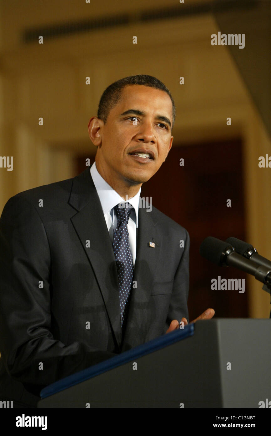 President Barack Obama makes a speech about cyber intelligence and his ...