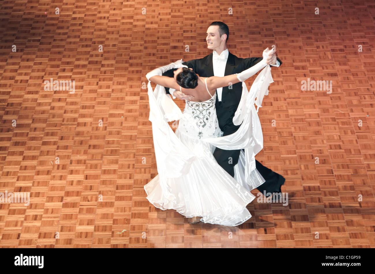 Ballroom dancing hi-res stock photography and images - Alamy