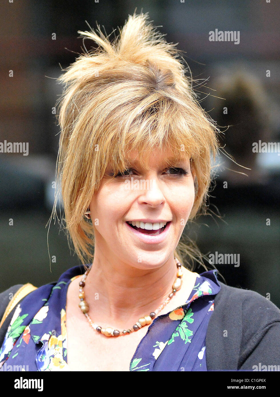 Kate Garraway leaving GMTV studios London, England - 20.05.09 Stock ...