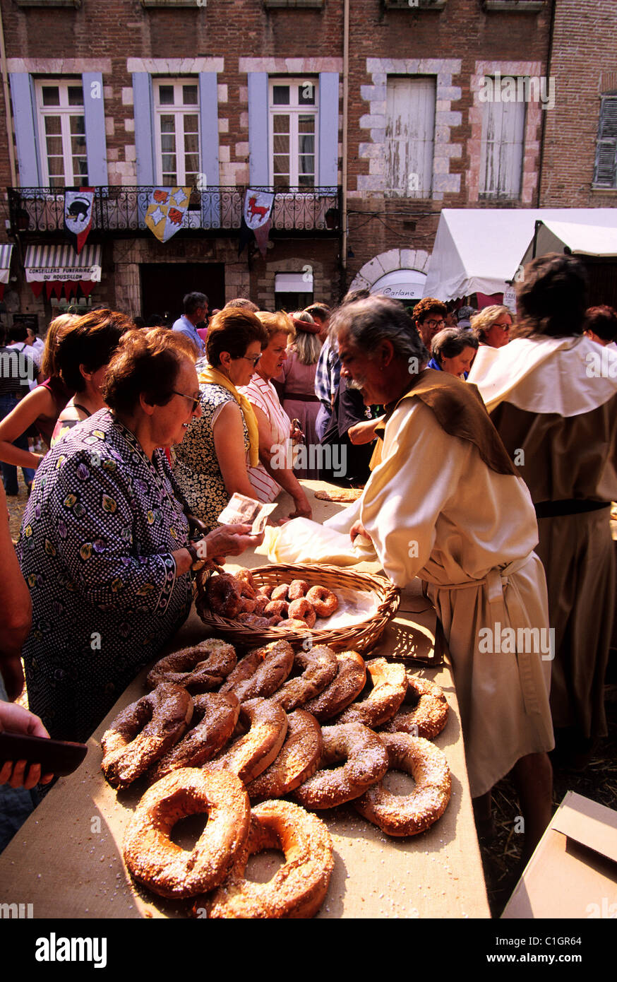 France, Pyrenees Orientales, Perpignan, medieval market Stock Photo - Alamy
