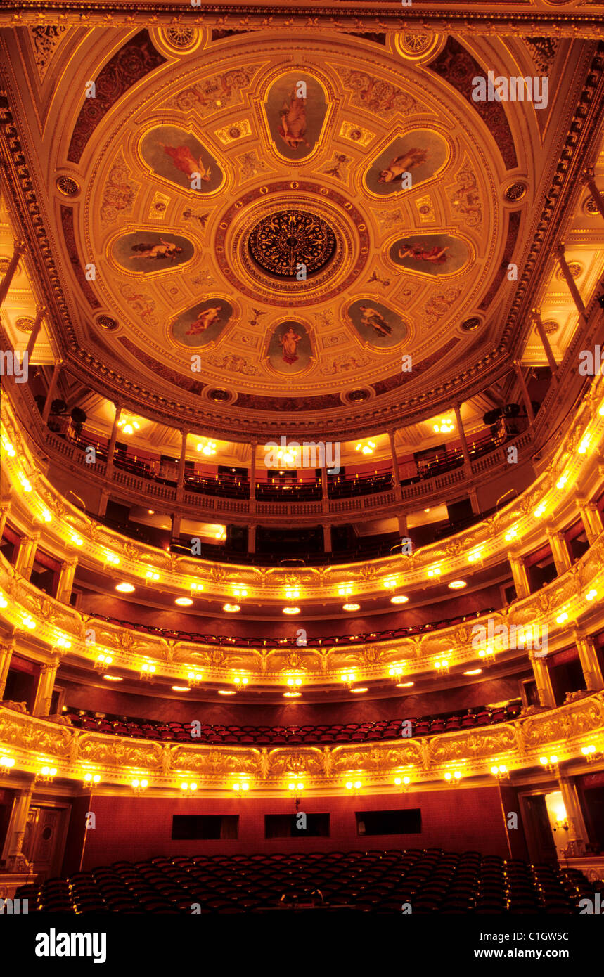 Prague opera house and decoration hi-res stock photography and images ...