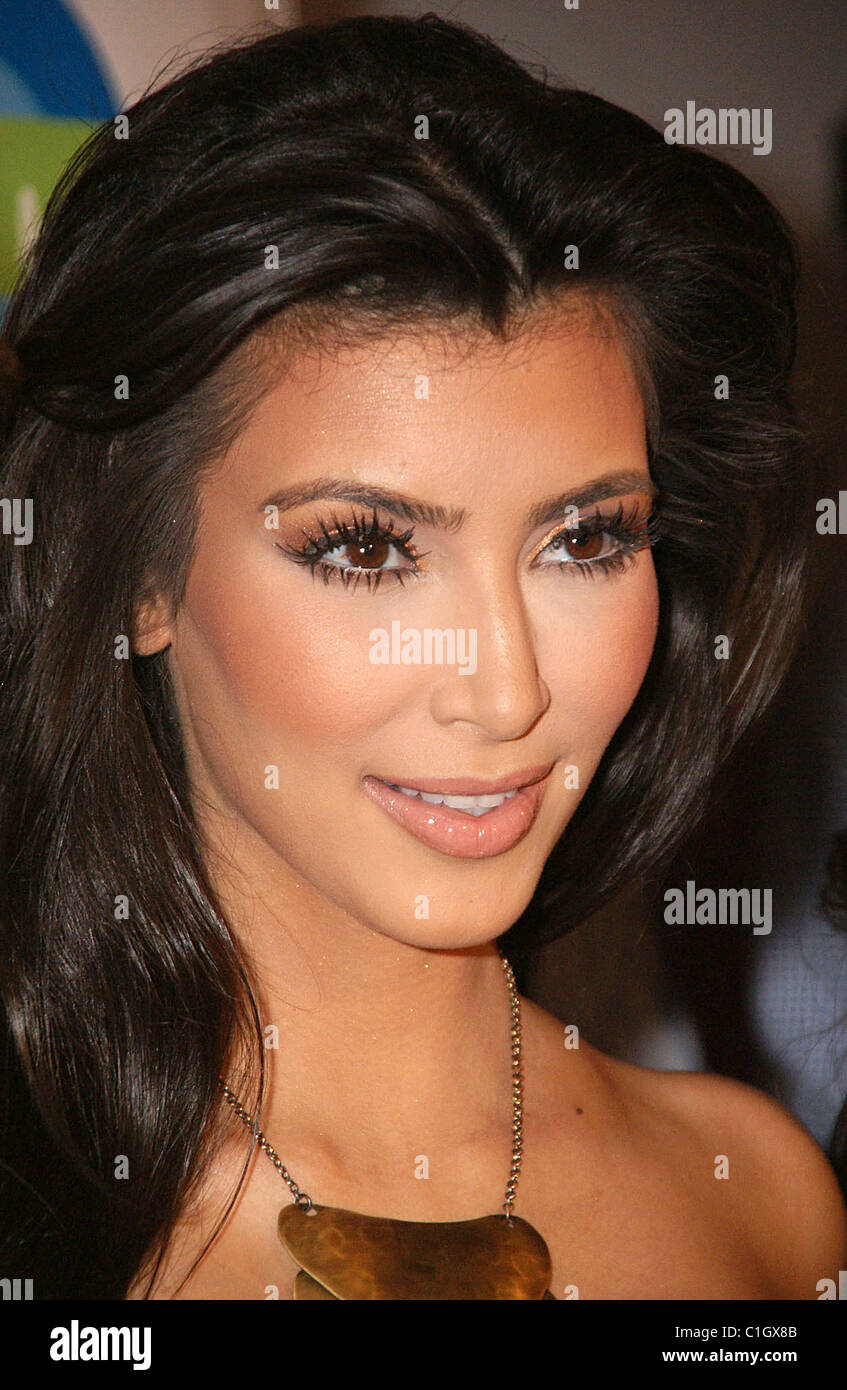 Kim Kardashian Grand Opening of new boutique 'Dash Miami' Miami Beach ...