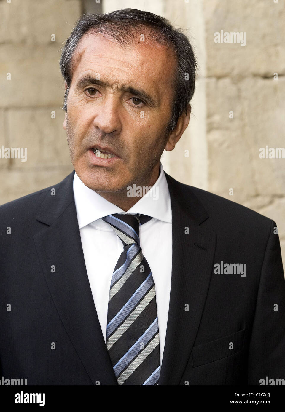 Severiano Ballesteros swears allegiance on the Spanish flag. The ...