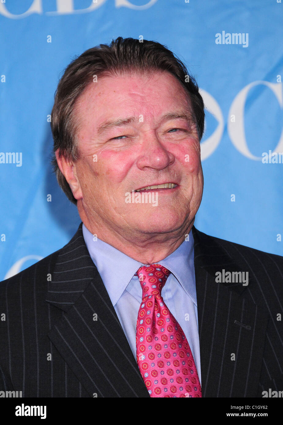 Steve Croft CBS 'Up front' - New Fall Preview Schedule 2008-2009 held ...