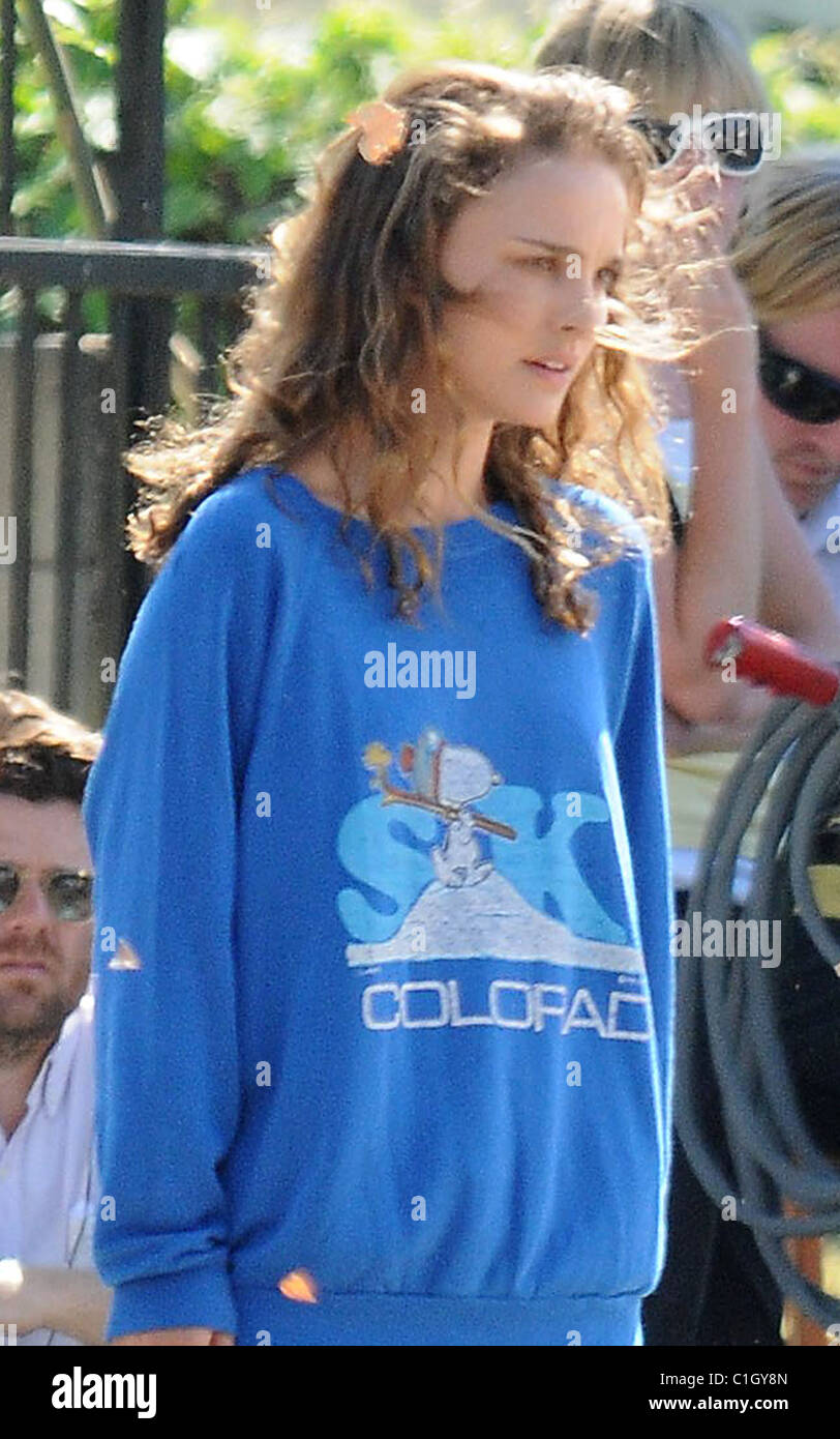 Natalie Portman filming on location for the upcoming film 'Hesher' Los ...