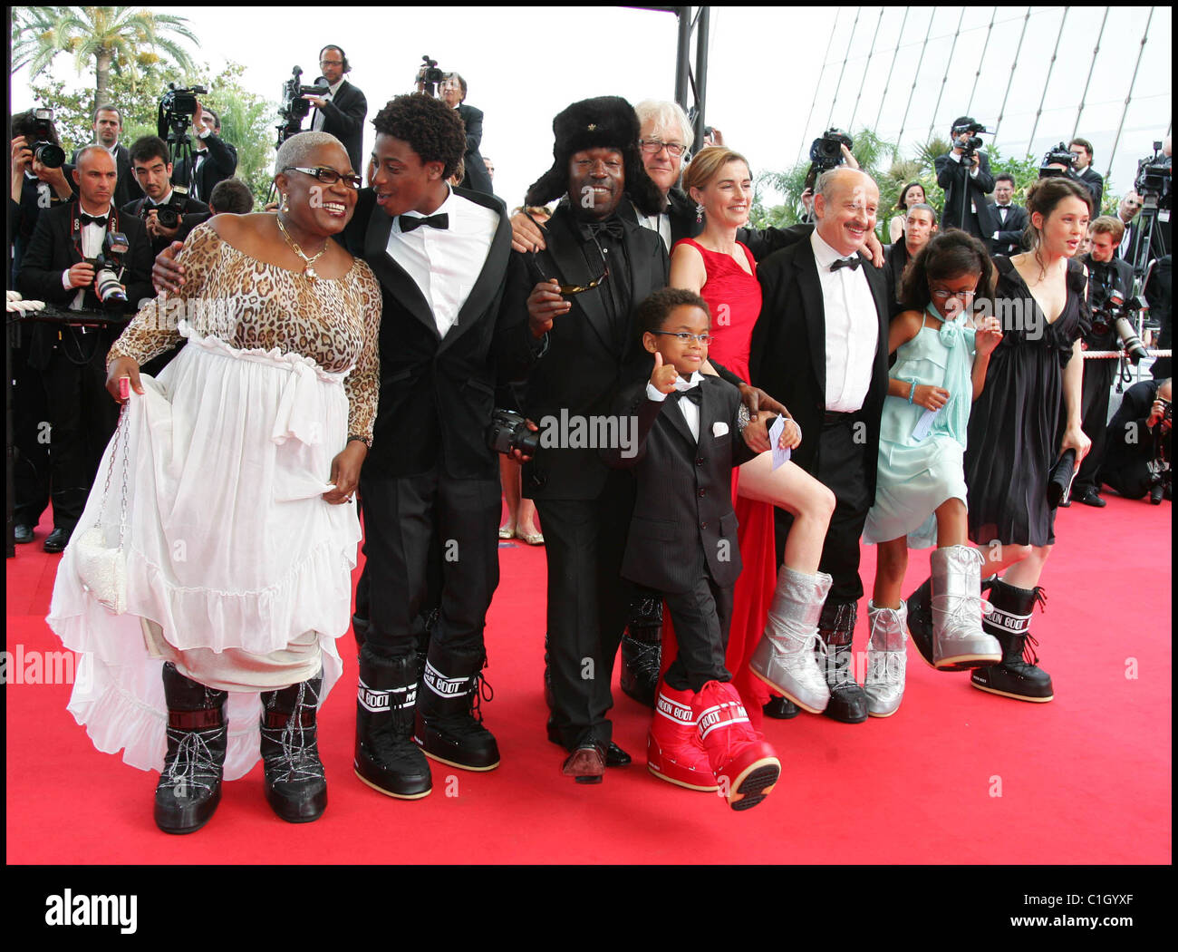 Cast of 'A L'Origine' 2009 Cannes International Film Festival - Day 9 ...