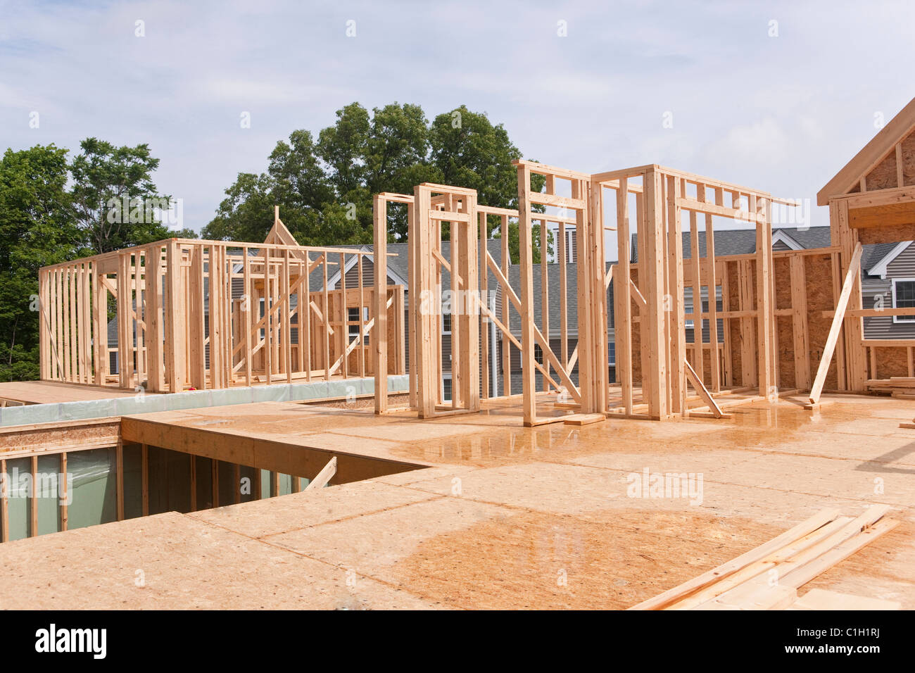 Upper framing hi-res stock photography and images - Alamy